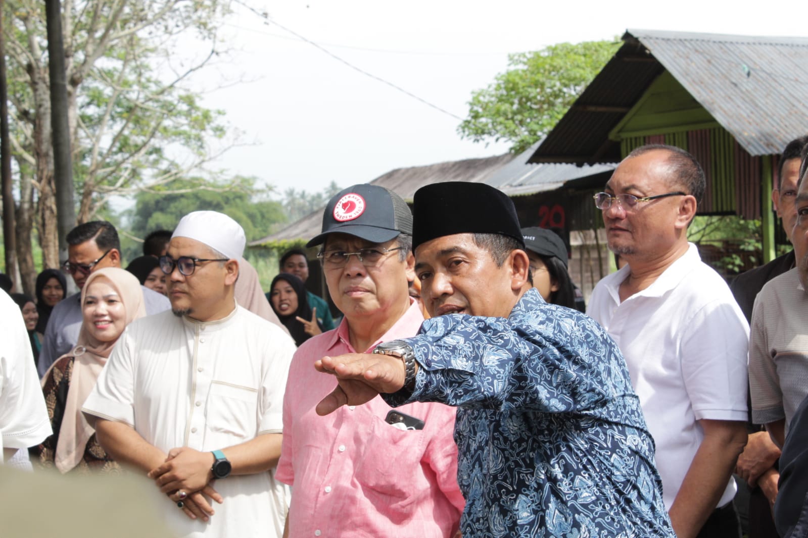 Prof. Dr. Todung Mulya Lubis, S.H., LL.M., Tokoh Nasional Asal ...